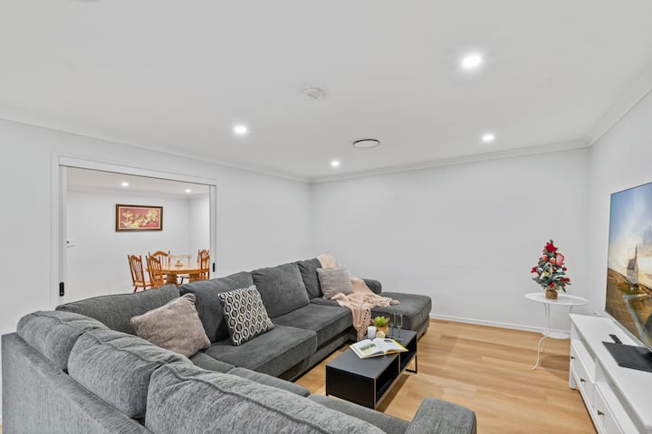 Big 5br House With Cool Ac Near Westfield @Wishart - Brisbane