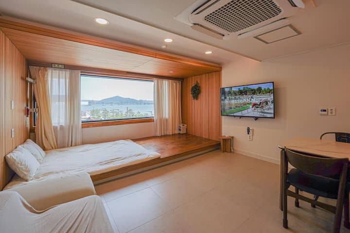 광안273 까치놀(4f)평일무료주차#불꽃명당#해변1초컷#대형욕조 - Busan