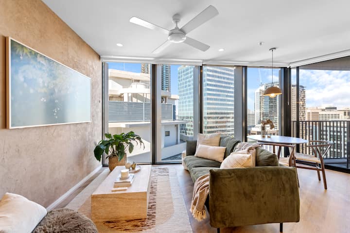 City Luxe: 1br Apartment With Rooftop Pool & Views - Brisbane