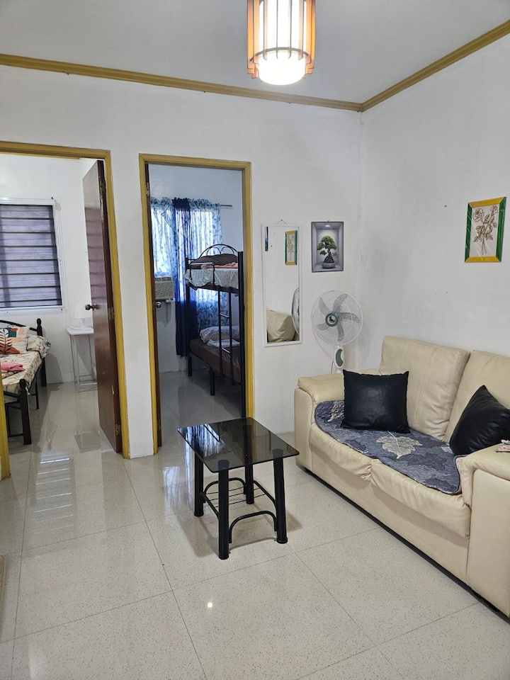 Mel's Place 4 Batangas 2br *4guests*free Parking - Batangas