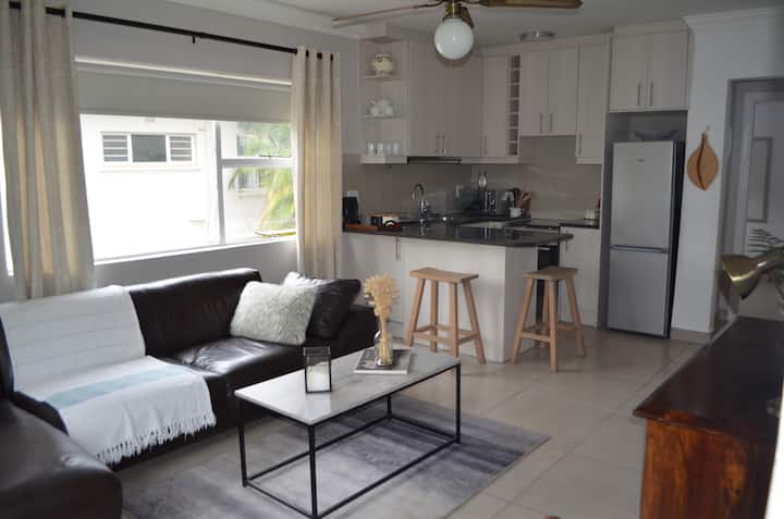 Stellenhof Inn - 2 Bedroom, Walk To Dorp Street - Stellenbosch