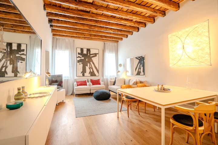 Casaluce - Spacious Designer Flat - Venecia