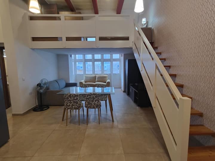 Modern Duplex Flat In Valletta - Valeta