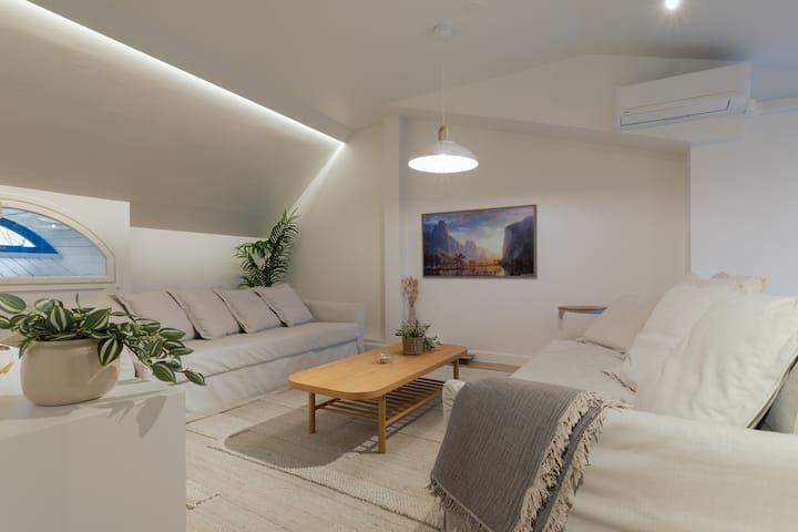 Downtown 2br Penthouse With Sauna - Helsinki