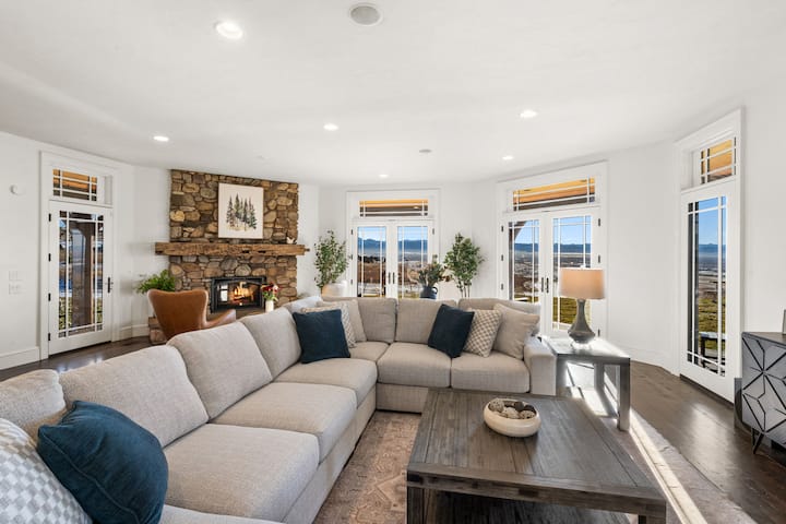 Panorama Mountain Escape W/ Amazing 360° Views - Bozeman, MT