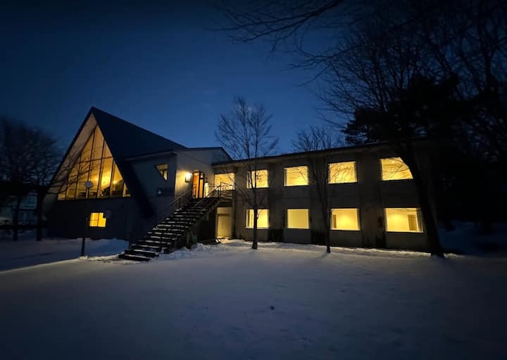 Space Design - 하치만타이시