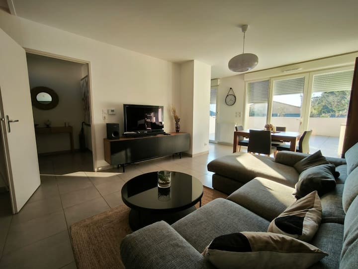 ÉLégance Et Calme Près D’avignon - Le Pontet