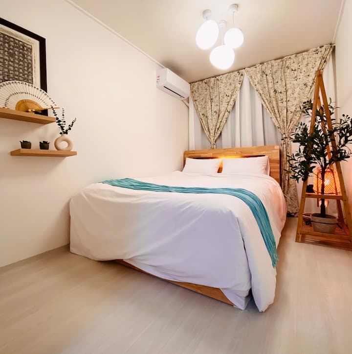 홍대입구5분/상수역3분/모던/이태원,명동/편리한교통/추천/편의점1분/호텔식침구/무료짐보관 - Corea del Sur