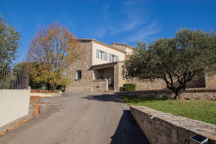 Gite Le Mas, Domaine D'exception, "Domaine669" - Alès