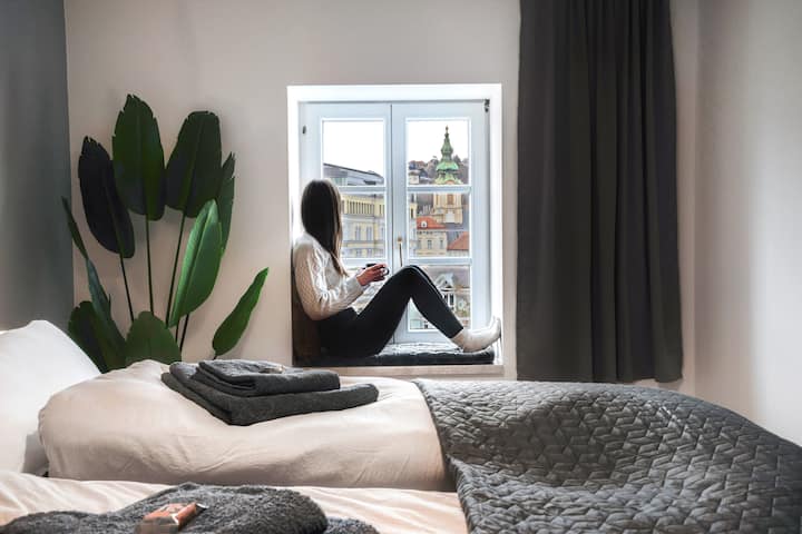 Schlossberg Panorama Suite | 3br | Hero Homes Graz - Graz