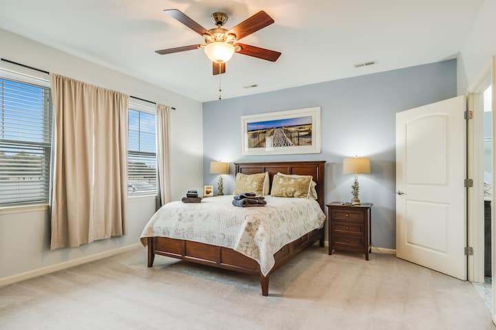 The Salty Seahorse-1st Floor, Monthly Available - Rehoboth Beach, DE