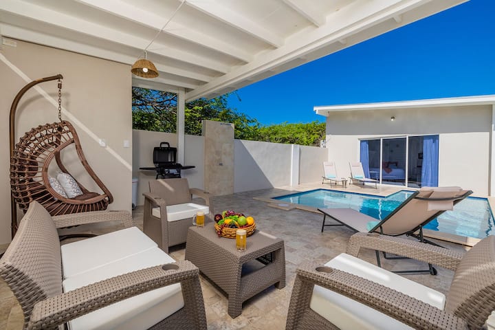 Renovated 4br3ba W/ Privatepool ~ Walk 2 Palmbeach - Aruba