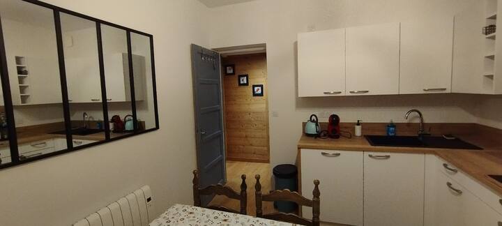 Appartement En Hyper Centre Vue Sur La Montagne - Font-Romeu-Odeillo-Via
