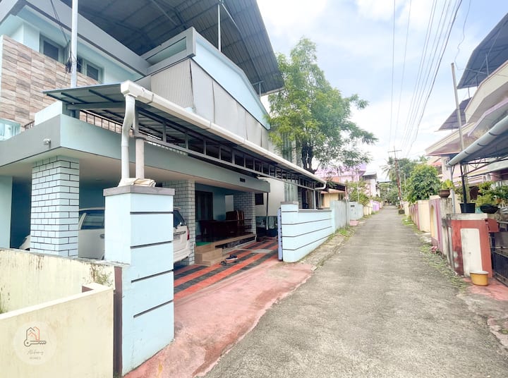 Udhayam 3bhk Homestay, Punkunnam - Thrissur