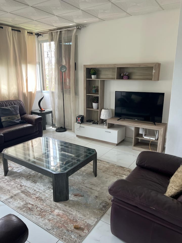 Appartement Au Cœur De La Ville - Abidjan
