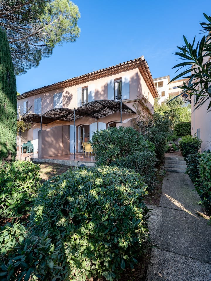 Lou Bastidou - 3 Chambres - Climatisation- Golf - Mallemort