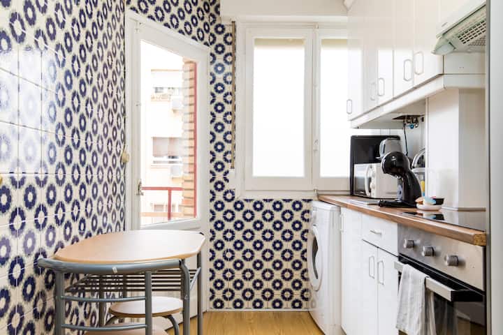 At 15 Min From The Old City - Zaragoza, España