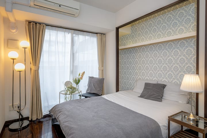 大阪繁華街でネオンと食の暮らし/道頓堀4分/日本橋駅6分/黒門市場6分 - Osaka