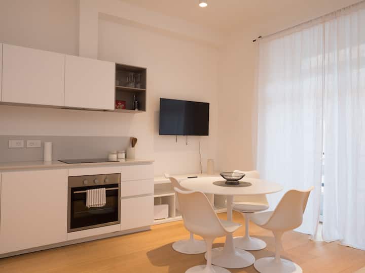 Xenia Milano - 2rooms Apt. In Via Petrella 4 D - Milan