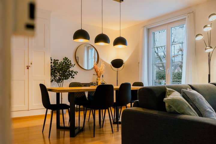 Spacious Apartment – Central & Close To Oldtown - Berna