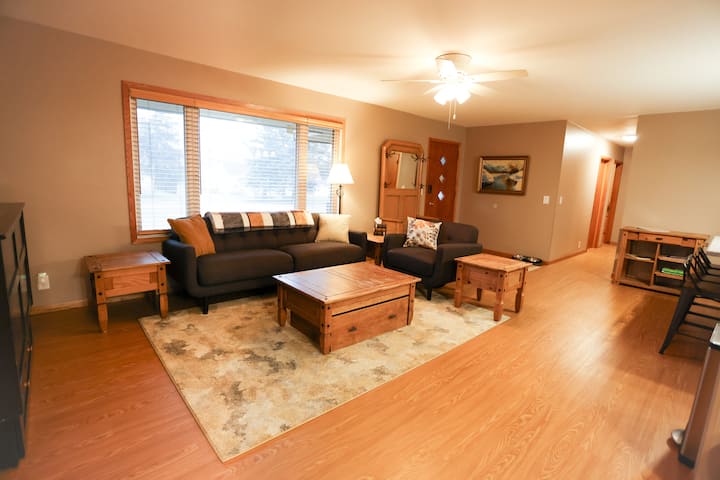 The Retreat - Bed And Bonfire - Omaha, NE