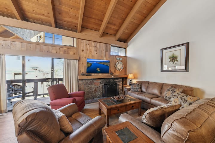 Lakeland Village #458 Ski & Lake Sanctuary - 타호 호