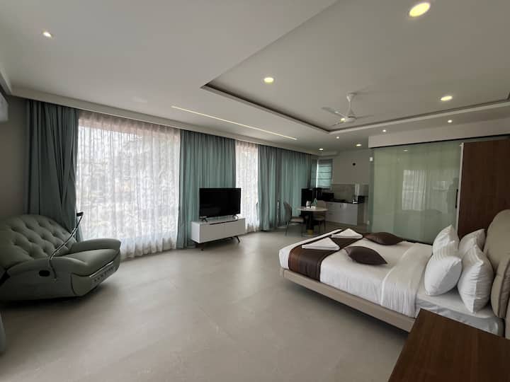 Studio Apartment With Private Terrace Cooke Town - Bangalore