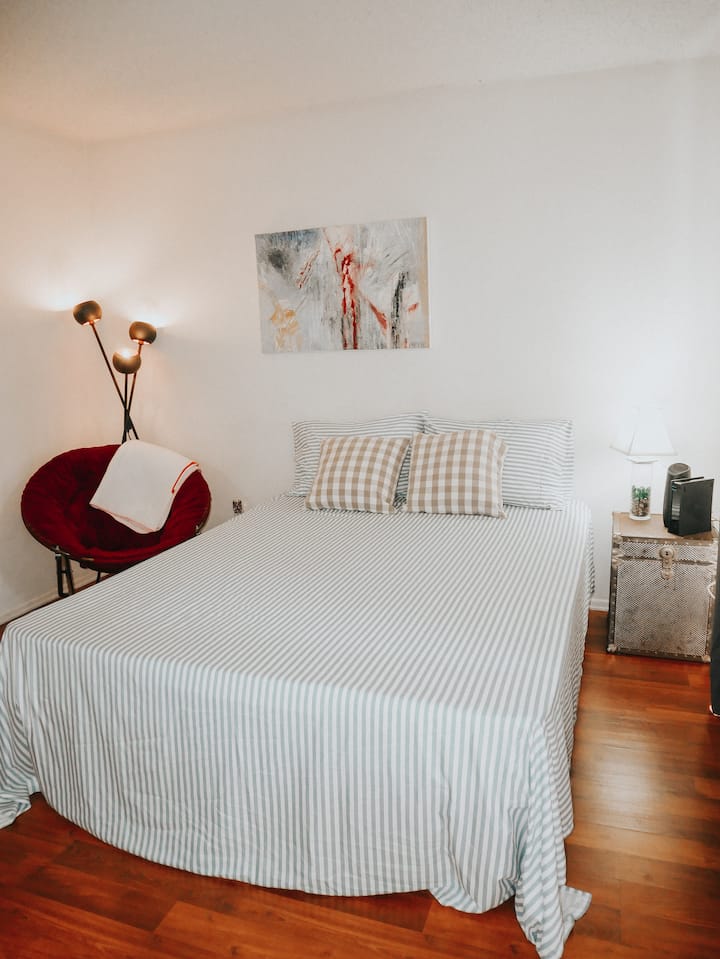 Studio Apartment In Venice, Ca - Culver City