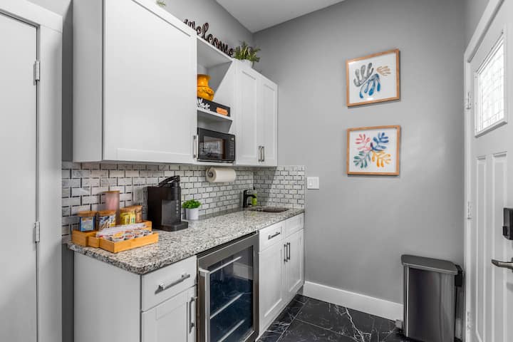 Modern Studio | 8 Mins From Downtown - Winston-Salem, NC