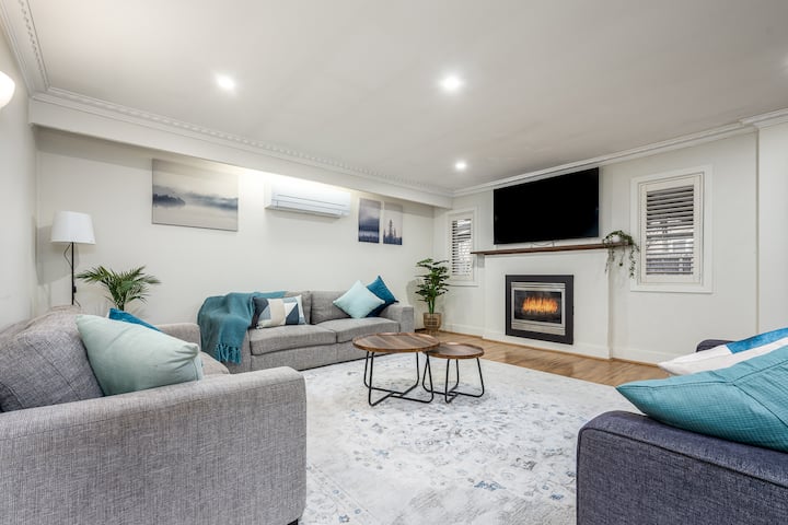 Serene And Spacious Retreat On The Hills - Beaconsfield