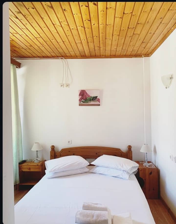 Georgia Room (3) - Paxi