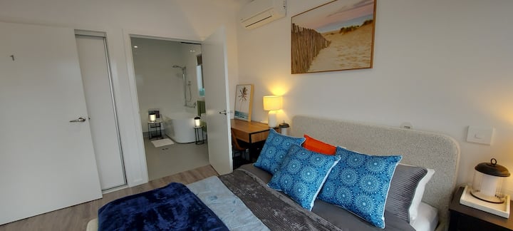 Luxury Getaway Room 1 - Ballarat