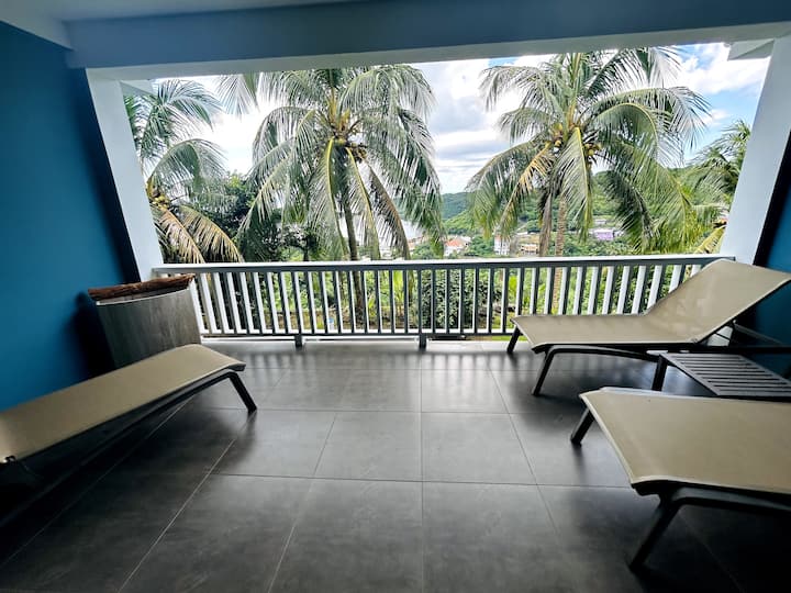 Woburn Seabreeze Three Bedroom Apartment - Granada