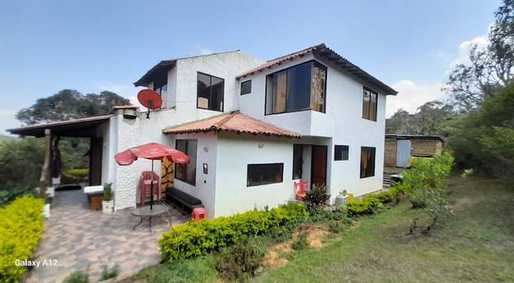 Room 5 Star Pool+lake+wifi+tv @Santander - Puente Nacional