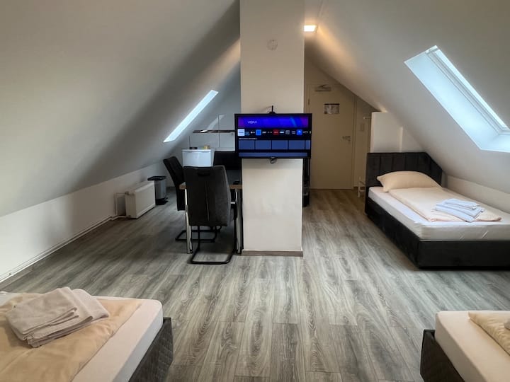 Dreibettzimmer Mit Küche - Hannover