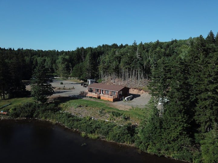 Exclusive Private Lodge Near Poley Mountain - Sussex, NB, Canada