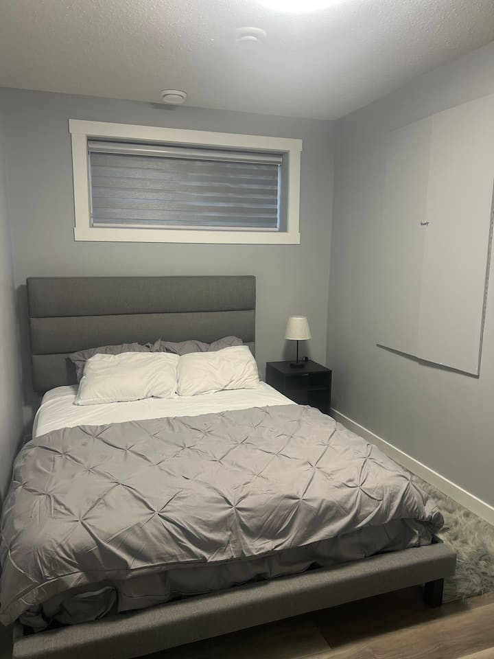 Cozy 1 Bedroom Suite - Regina