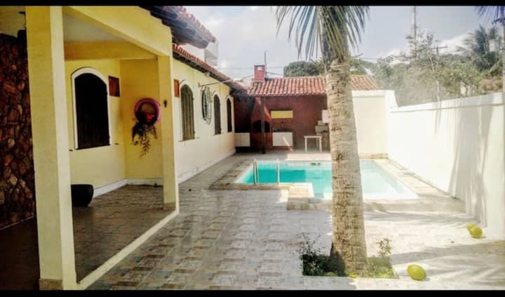 Linda Casa Piratininga 4 Quartos - Niterói