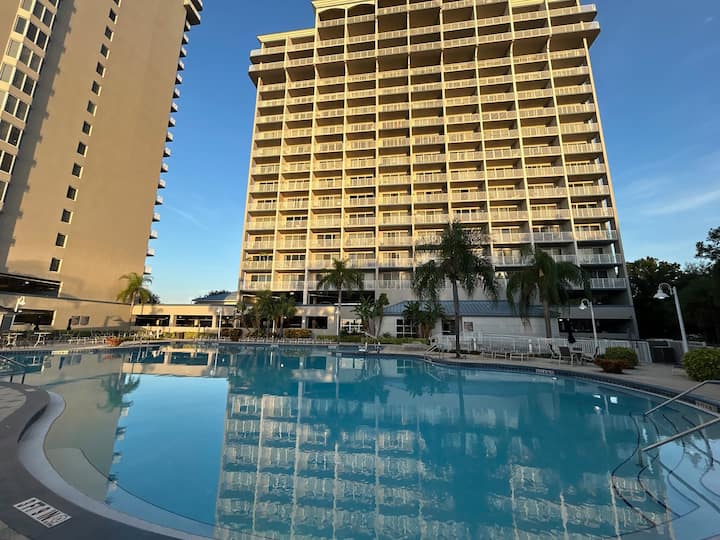 Buena Vista The Perfect Location To Theme Parks! - Orlando, FL