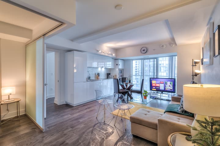 Beautiful 2bd2b Downtown Toronto - Toronto