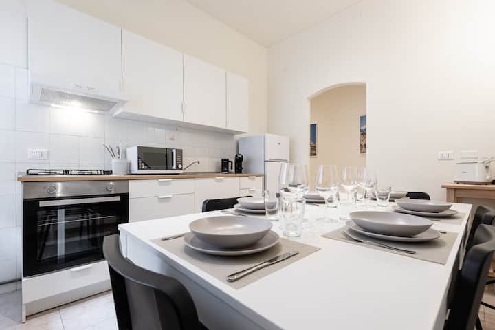 [Risico Guest House]netflix Wi-fi Free - Bergamo