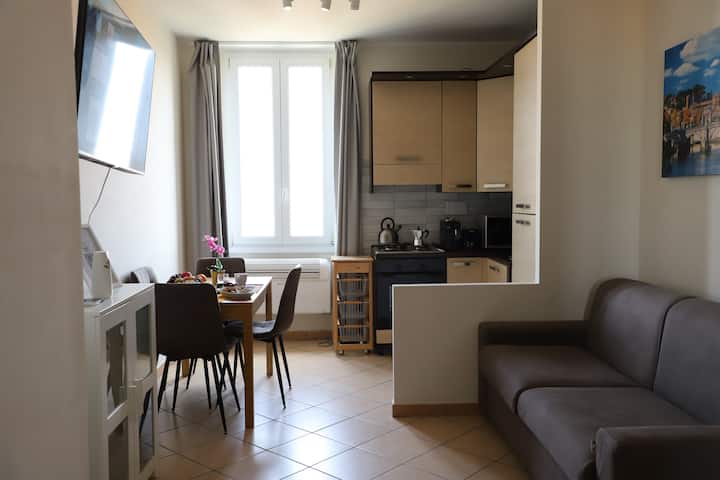 Jacuzzi House: Appartamento A 10' Dal Vaticano - Rome