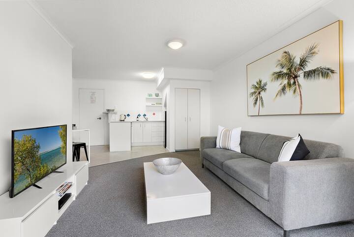 Retreat In Ground Level 1 Bedroom Unit, Noosaville - Tewantin