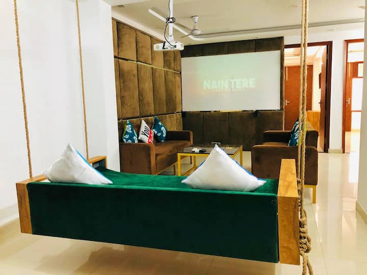 21 Pvt Theater Screen 2bhk Family Friend By Instay - Gurugram