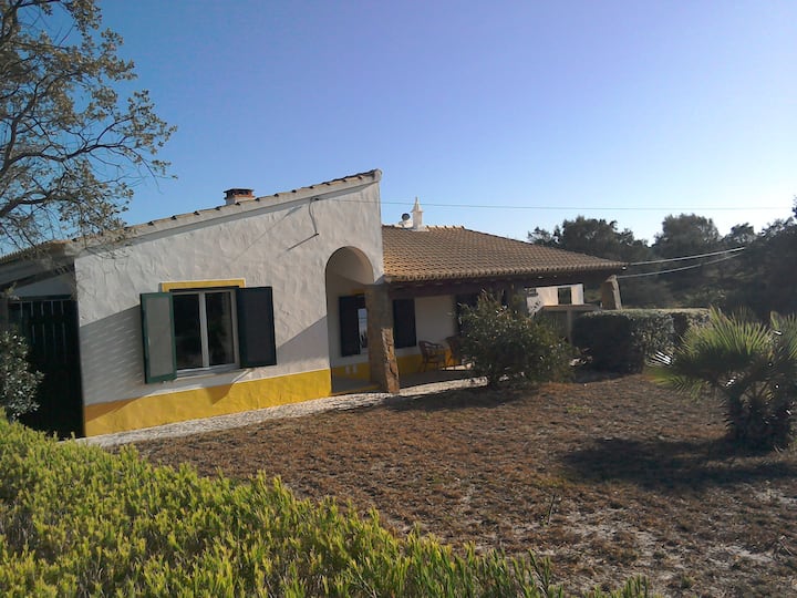 Family Home With Pool, Table Tennis & Bikes - Aljezur