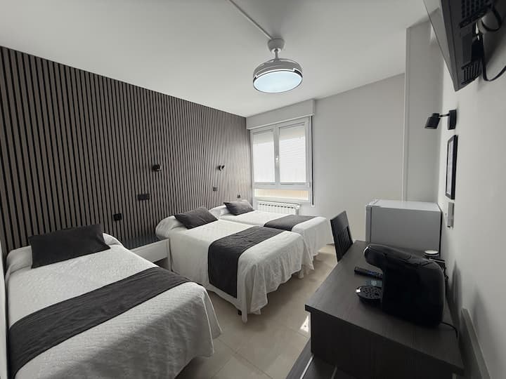 Habitación Triple Con Tres Camas - Santander