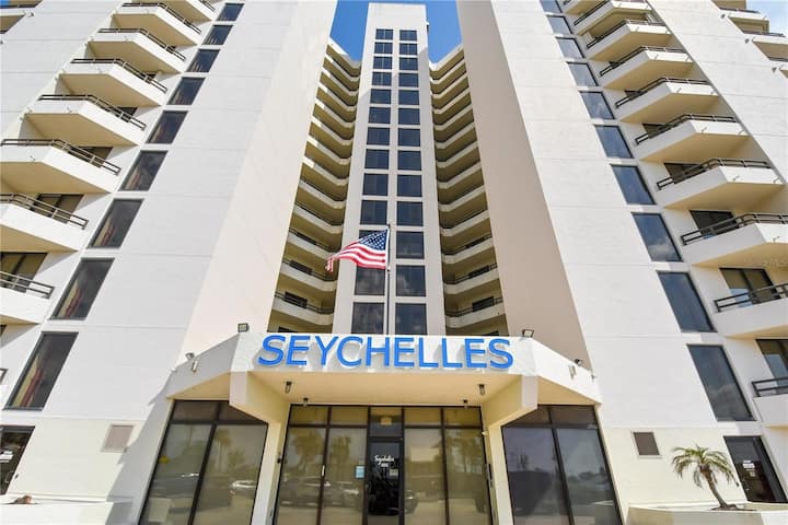 Seychelles 2br Construction Special $2495 Month - Port Orange, FL