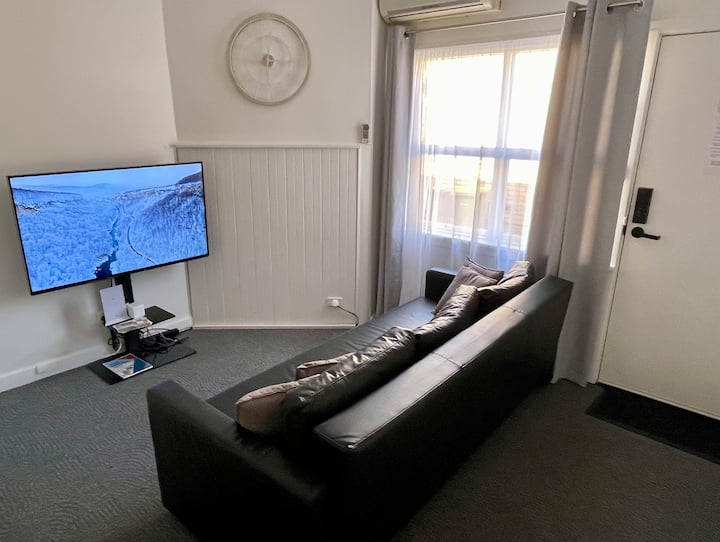 Apartment In The Centre Of Cooma - Cooma