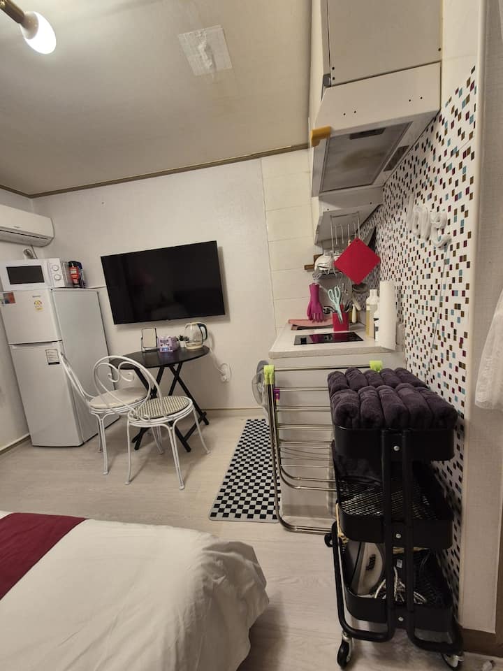 동대문/고려대학/광장시장15분.전철역 도보2분[퍼플게스트하우스 제기점]Mini - Seoul