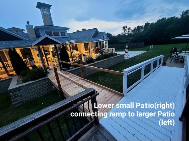 Milwaukee Super-apartment 4br! (Cheryl's Lodge) - Milwaukee, WI